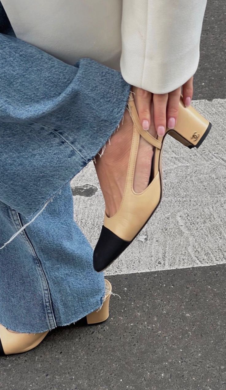 8 Stunning Designer Style Pumps For That Luxury Look Sugarplumwish